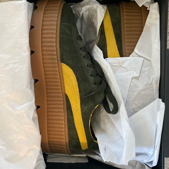 Shoes | Cleated Creeper Suede Pumas | Poshmark